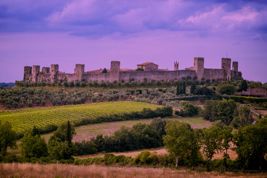 Visitare Monteriggioni: cosa vedere e cosa fare in questo borgo medievale - Gustour Conad